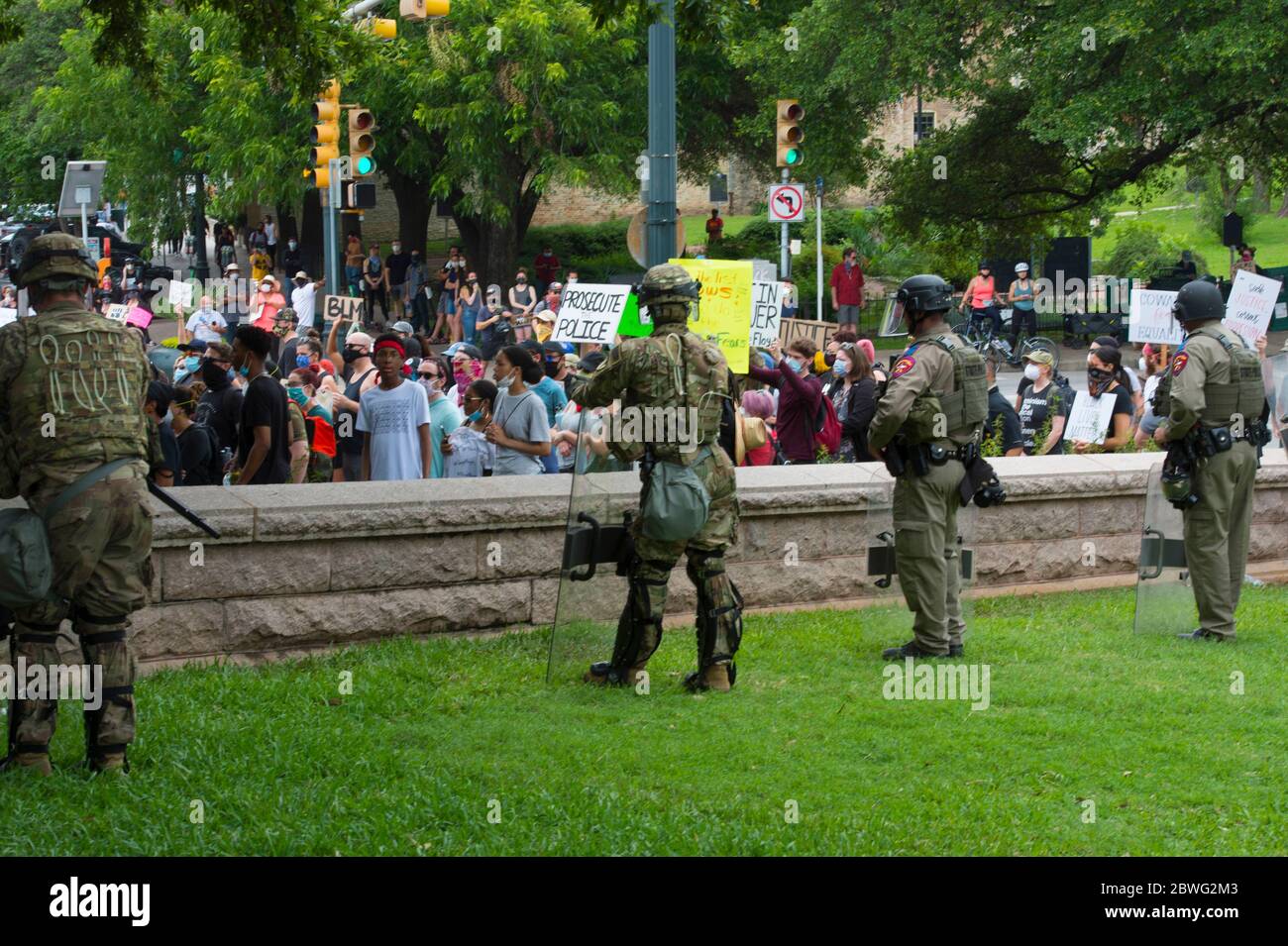 136th maneuver enhancement brigade hi-res stock photography and images ...
