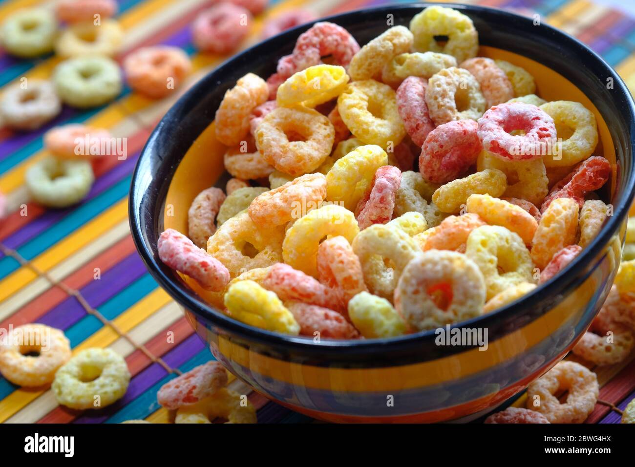 Ring cereal flakes hi-res stock photography and images - Alamy