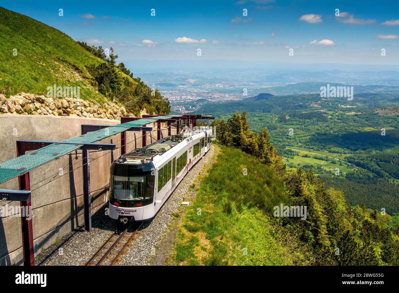 Regional train railroad hi-res stock photography and images - Alamy