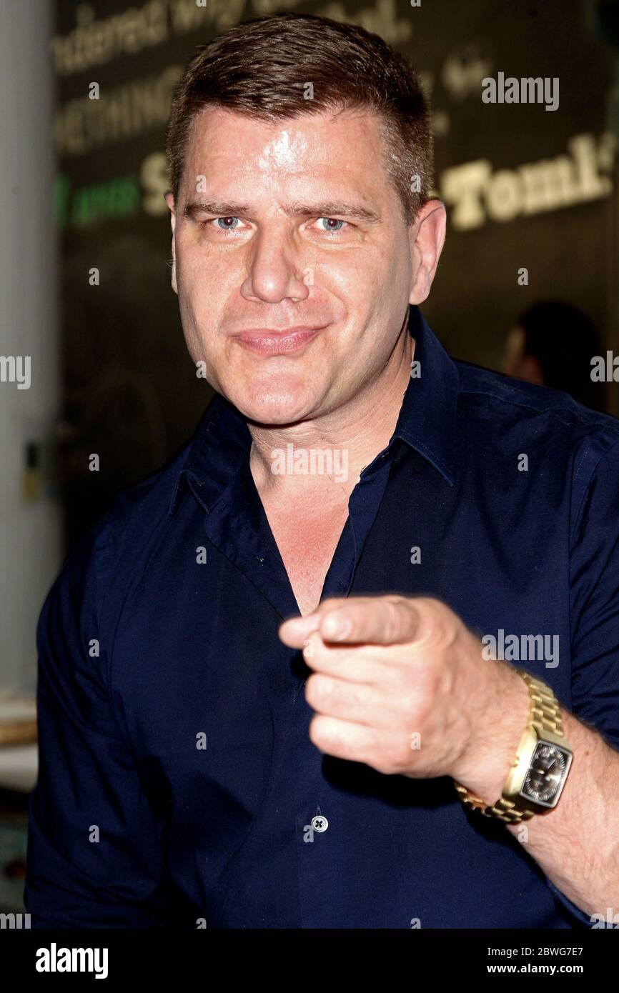 Broadcastings hi-res stock photography and images - Alamy