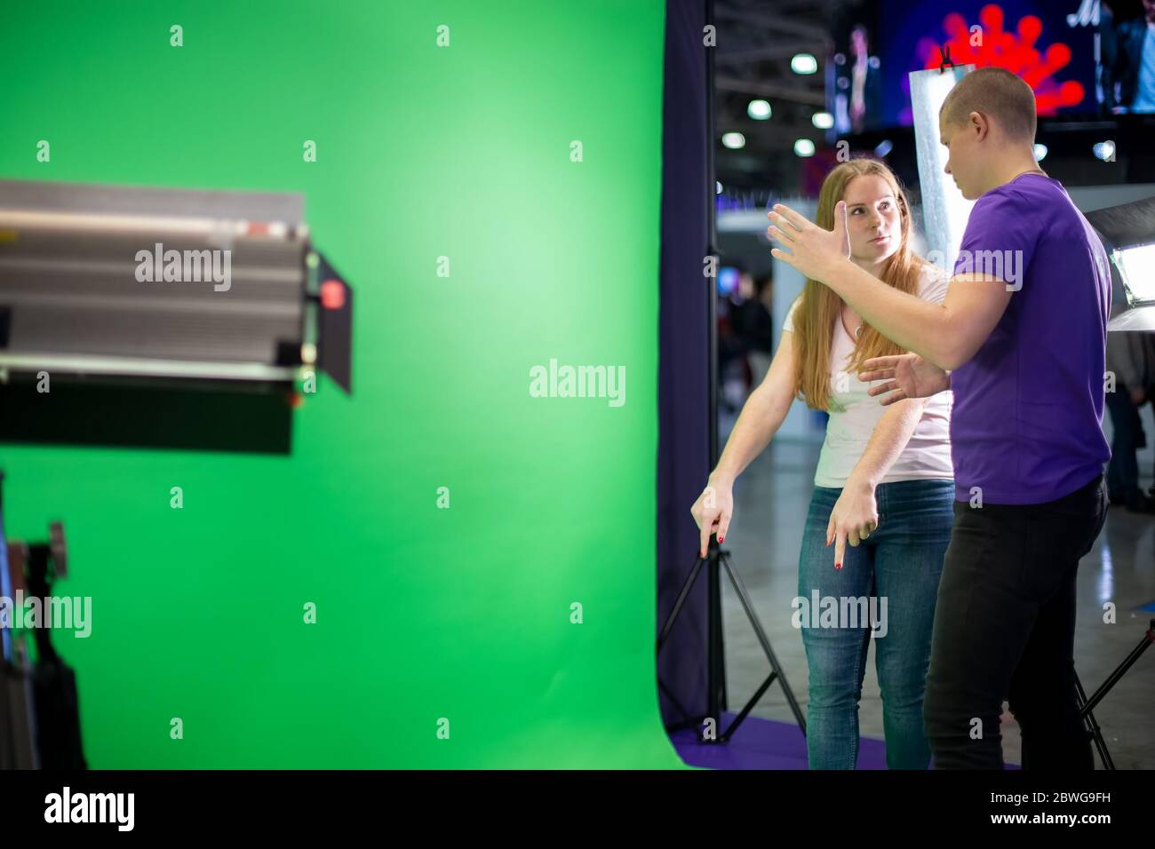 Actress chromakey screen hi-res stock photography and images - Alamy