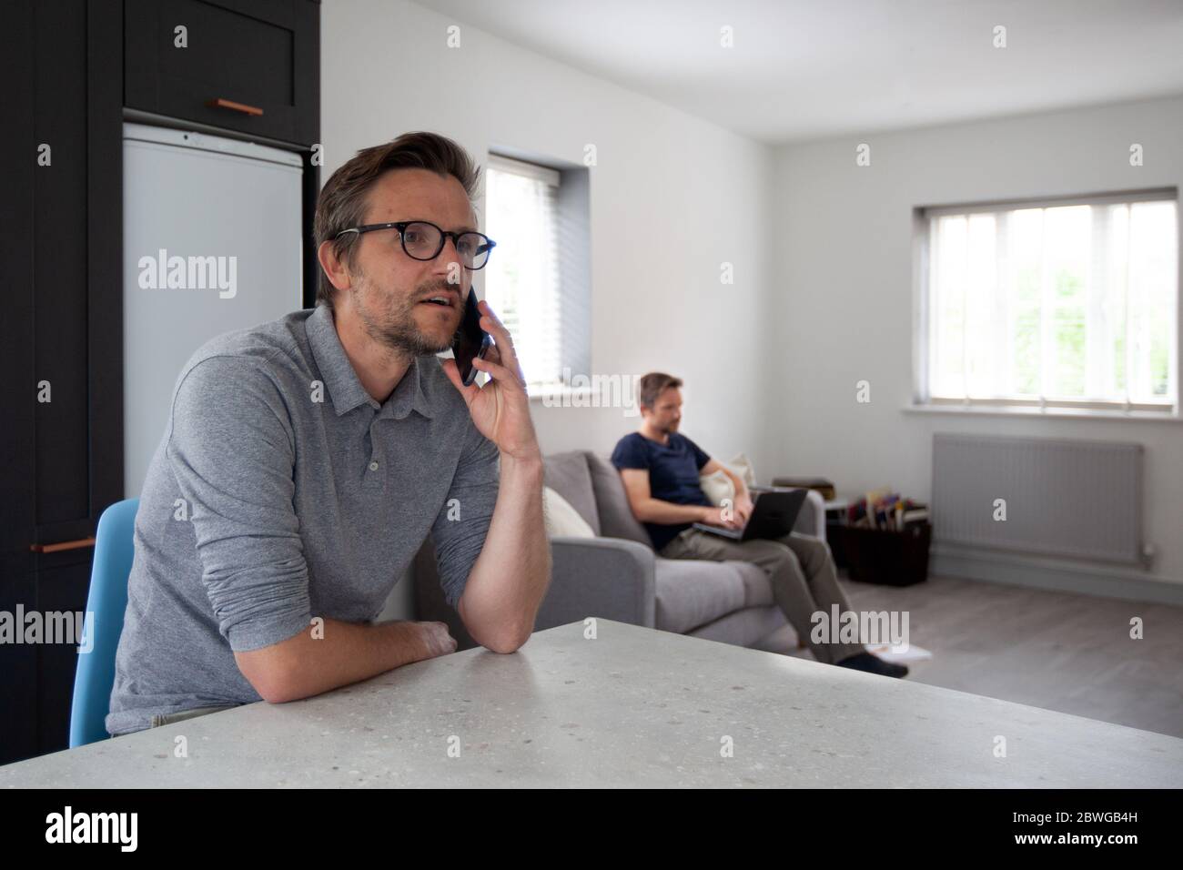 Work from home dad hi-res stock photography and images - Alamy