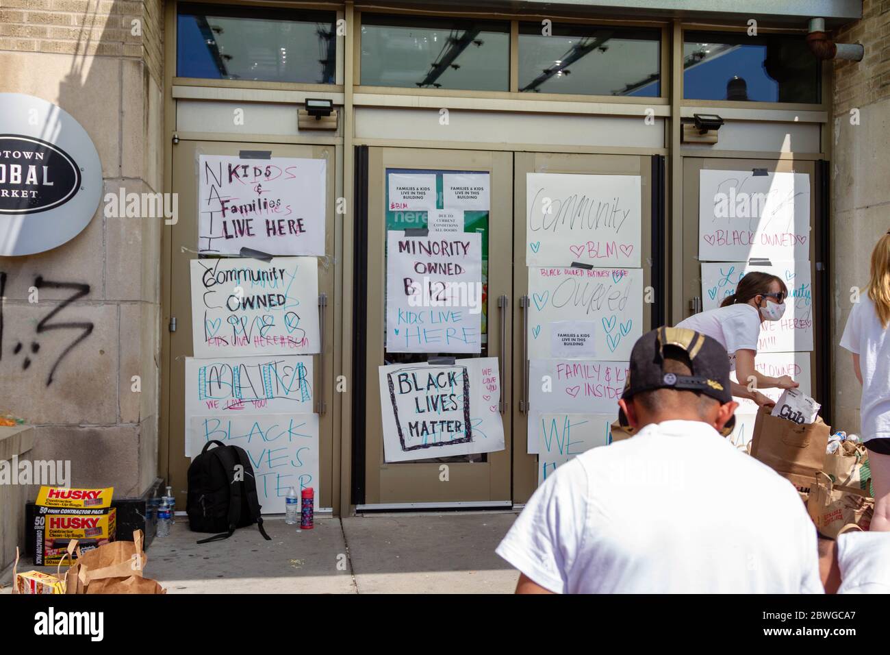 Global george floyd protest hi-res stock photography and images - Alamy