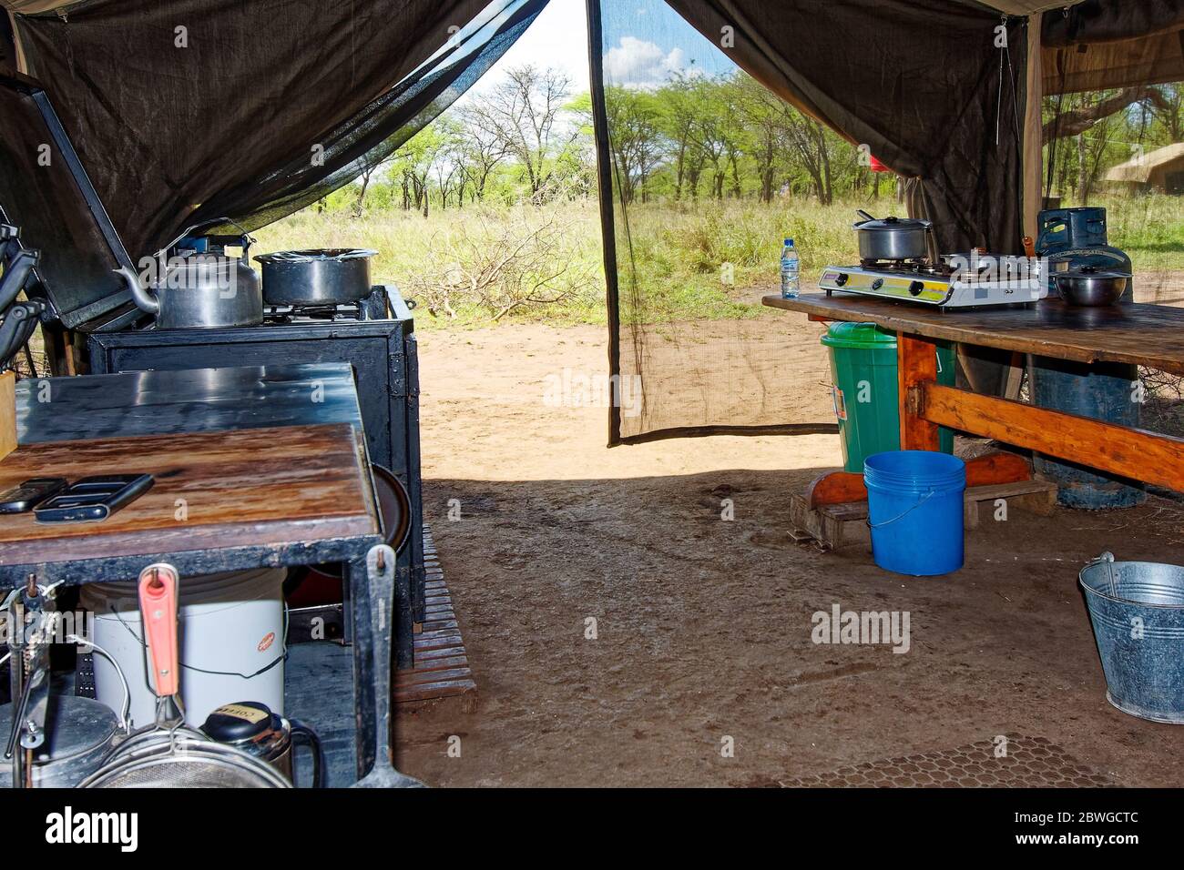 Mobile tented camp hi-res stock photography and images - Alamy