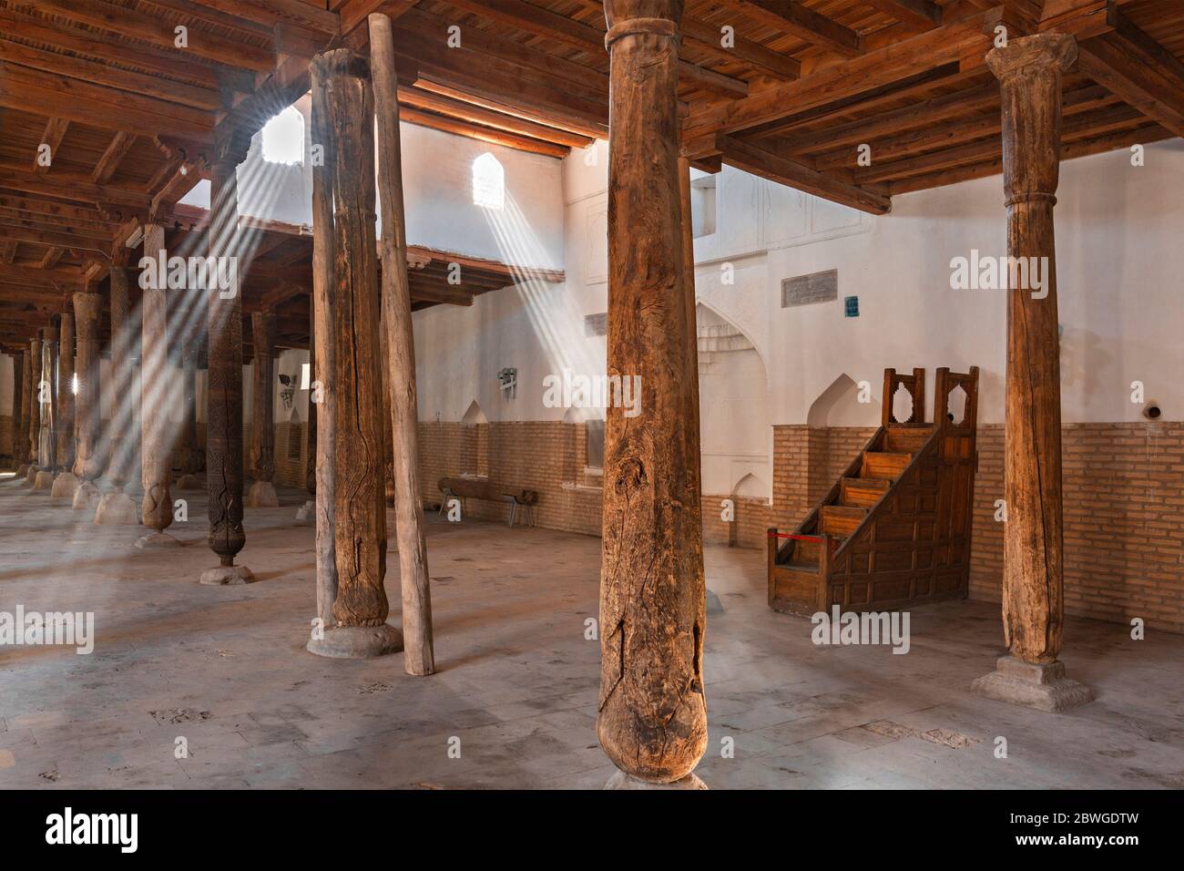 Wood carving pillar decoration traditional architecture travel hi-res ...