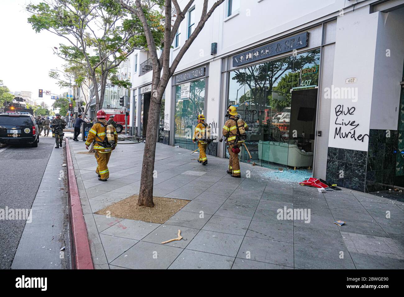 Santa Monica, California, USA. 31st May, 2020. Protestors gathered in ...