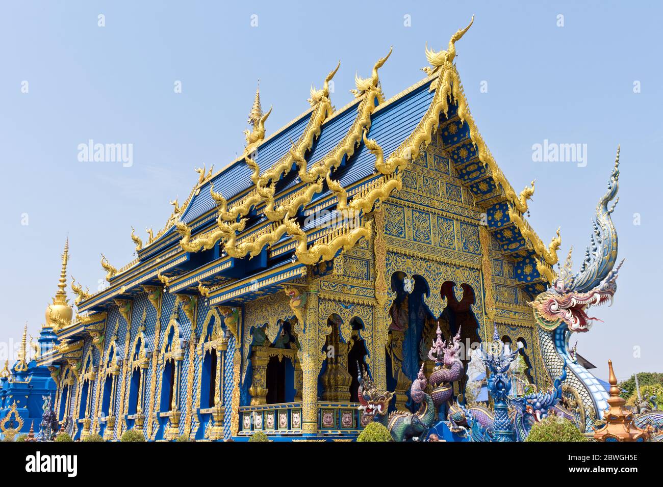 Wat Rong Seur Ten (Blue Temple), Chiang Rai, Thailand, Asia Stock Photo ...