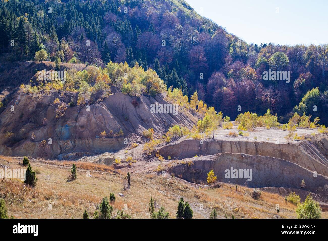 Industrial landscape of open mine pit Stock Photo - Alamy