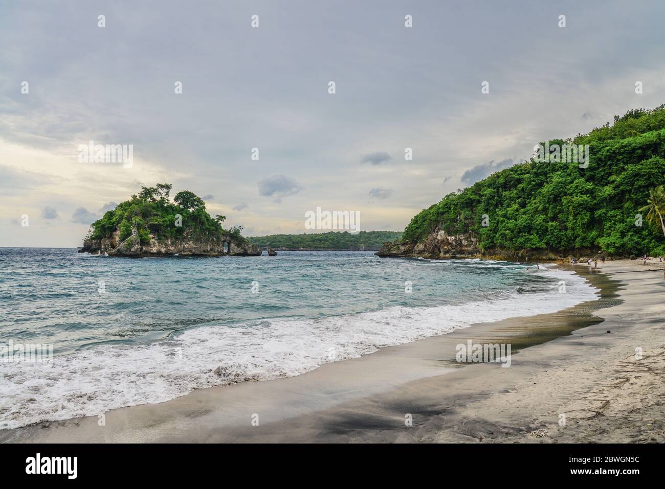 The beautiful Crystal Bay beach at sunset, Nusa Penida island ...
