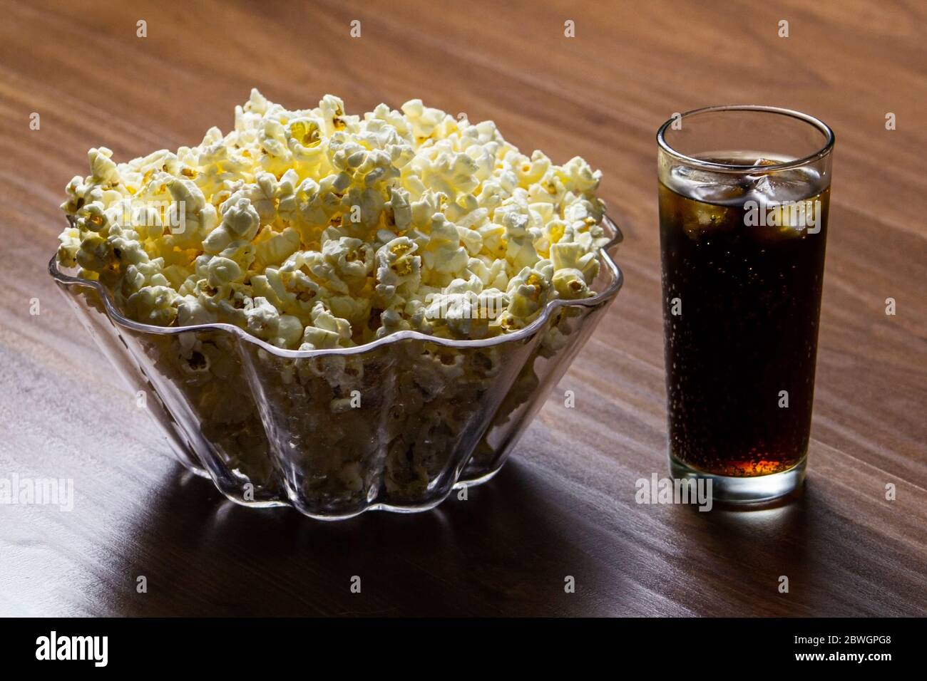 Popcorn ice hi-res stock photography and images - Alamy