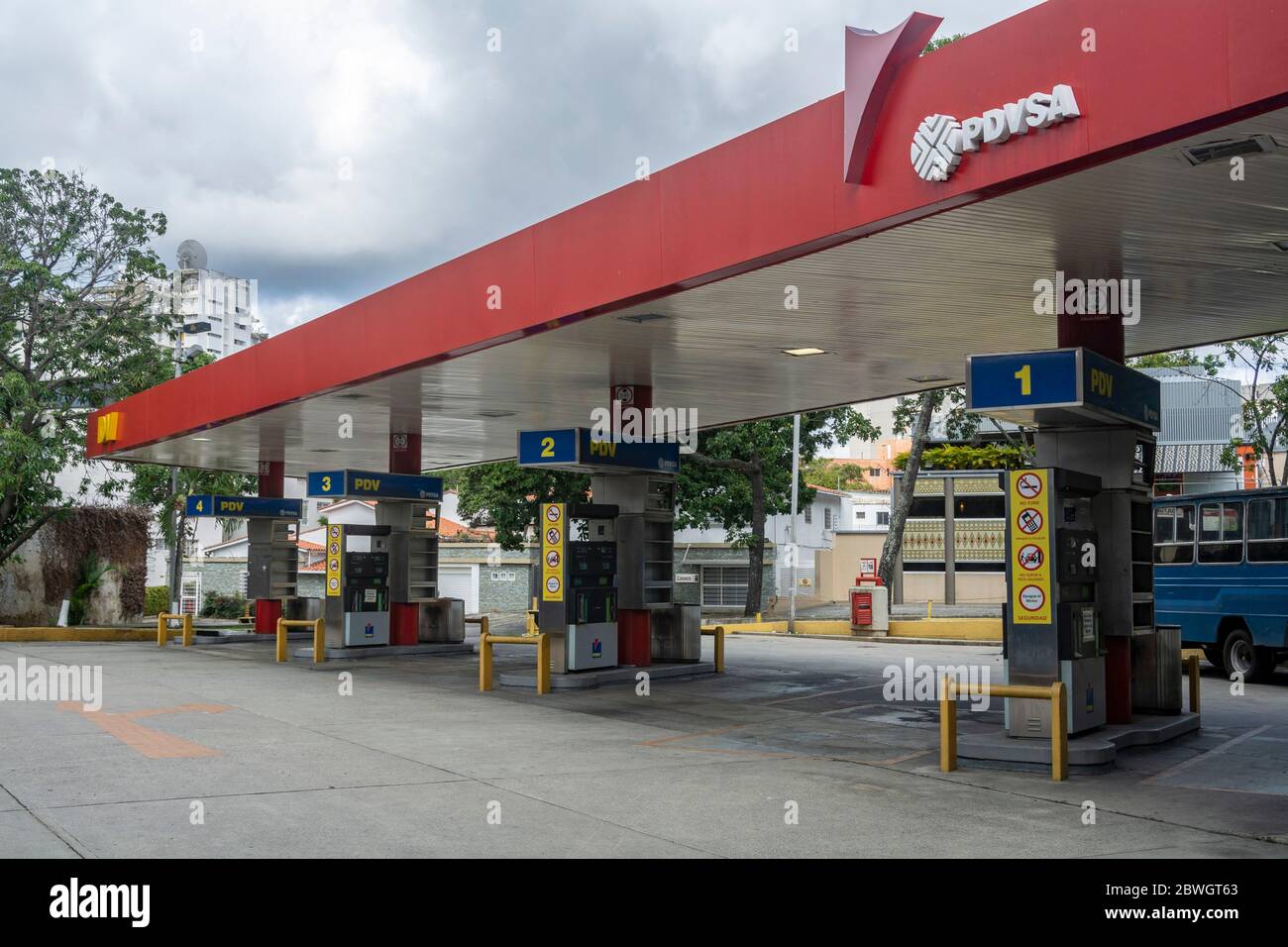 Caracas gas stations hi-res stock photography and images - Alamy