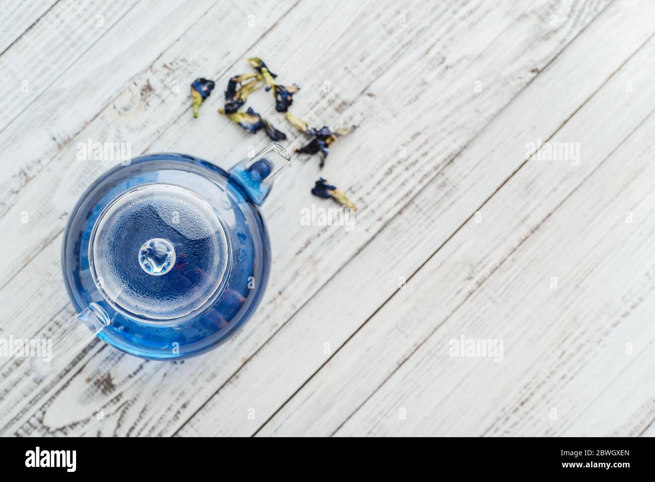 Top view blue teapot hi-res stock photography and images - Alamy