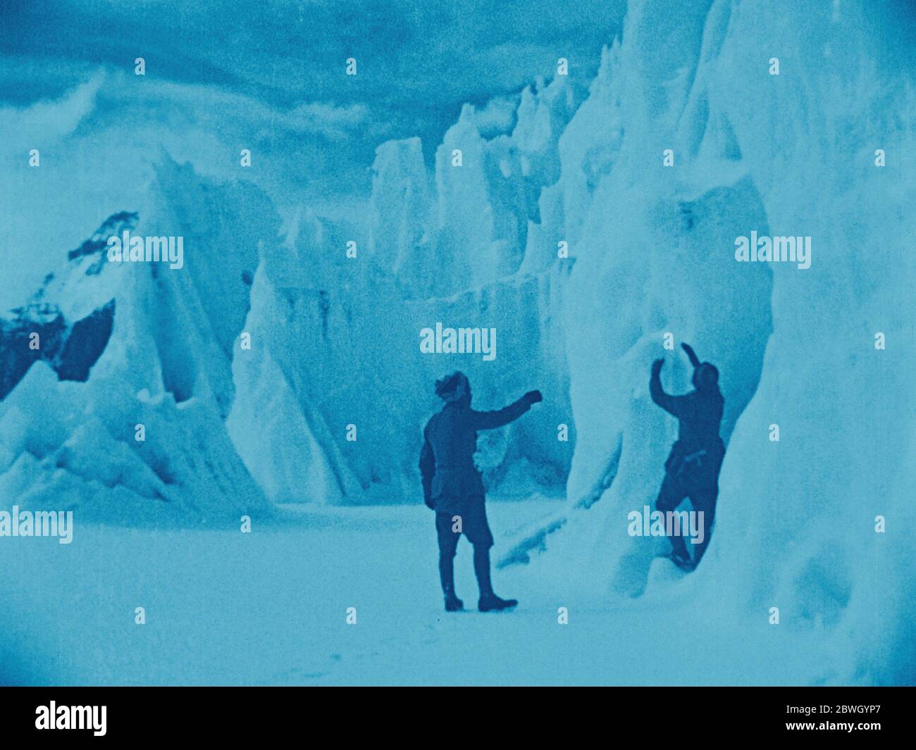 THE EPIC OF EVEREST, ice field, 1924. © Kino Lorber / Courtesy Everett ...