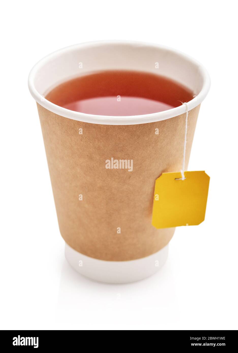 Disposable takeaway cups with tea isolated on white background ...