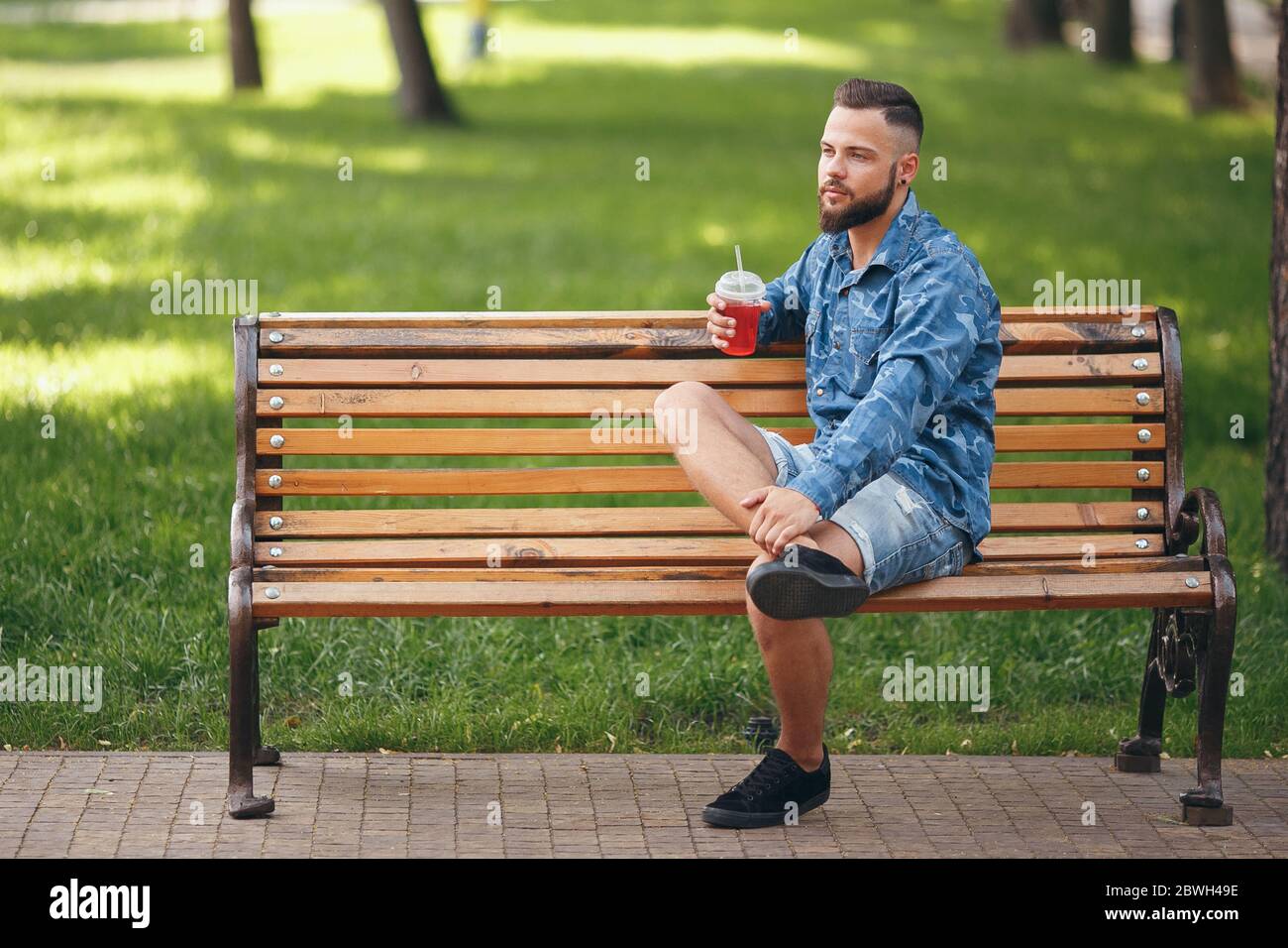 Sunny rest hi-res stock photography and images - Alamy