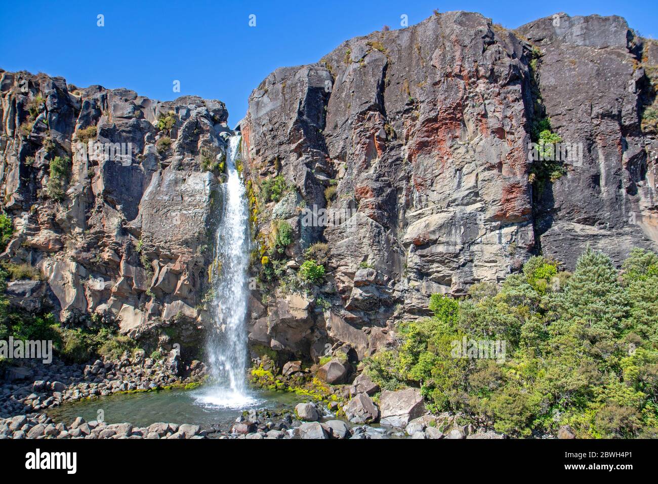 Taranaki falls tongariro national hi-res stock photography and images ...