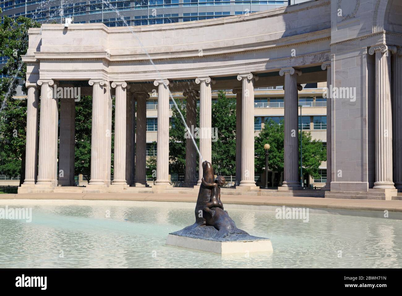 Fountain,Civic Center Cultural Complex,Denver,Colorado,USA Stock Photo ...