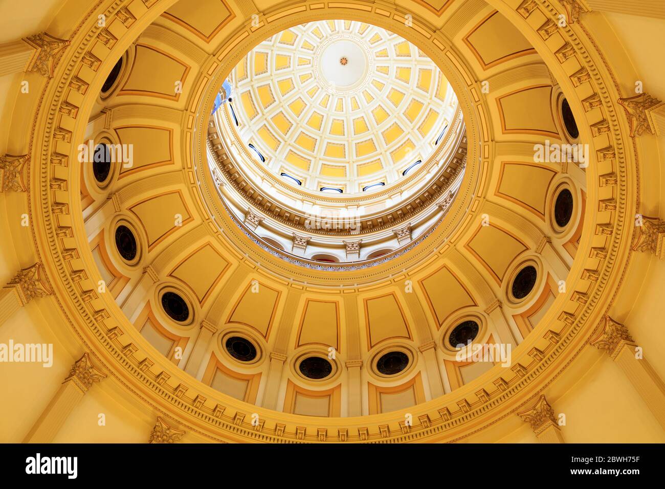 Rotunda colorado state capitol denver hi-res stock photography and ...