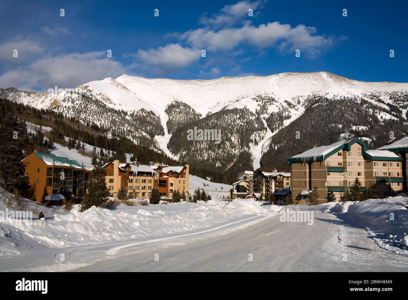 Copper mountain ski resort hi-res stock photography and images - Alamy