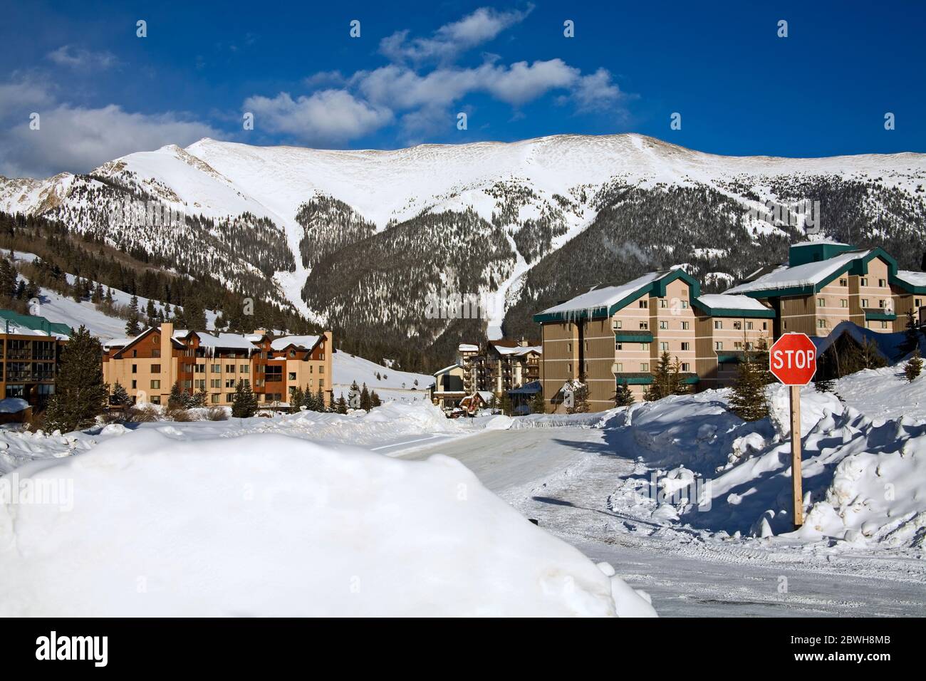 Copper mountain ski resort hi-res stock photography and images - Alamy