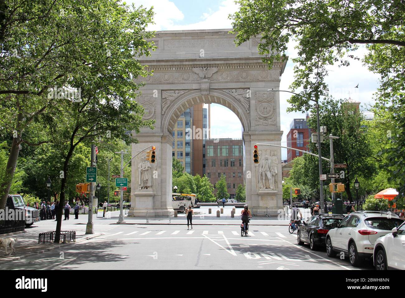 Washington Square Arch, at the park's northern gateway, north face of ...