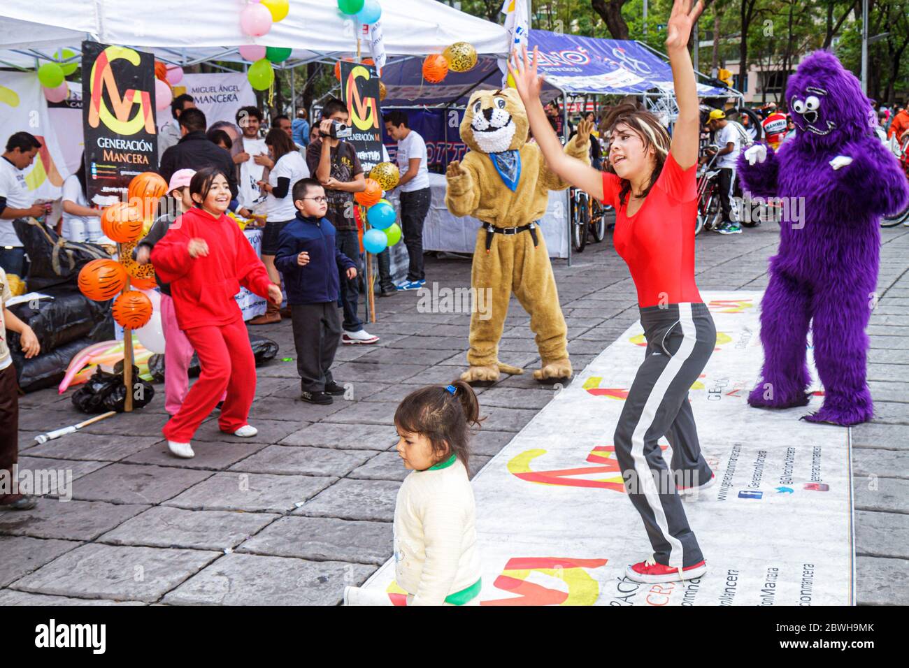 Mexico City,Mexican,Hispanic Latin Latino ethnic,Paseo de la Reforma ...