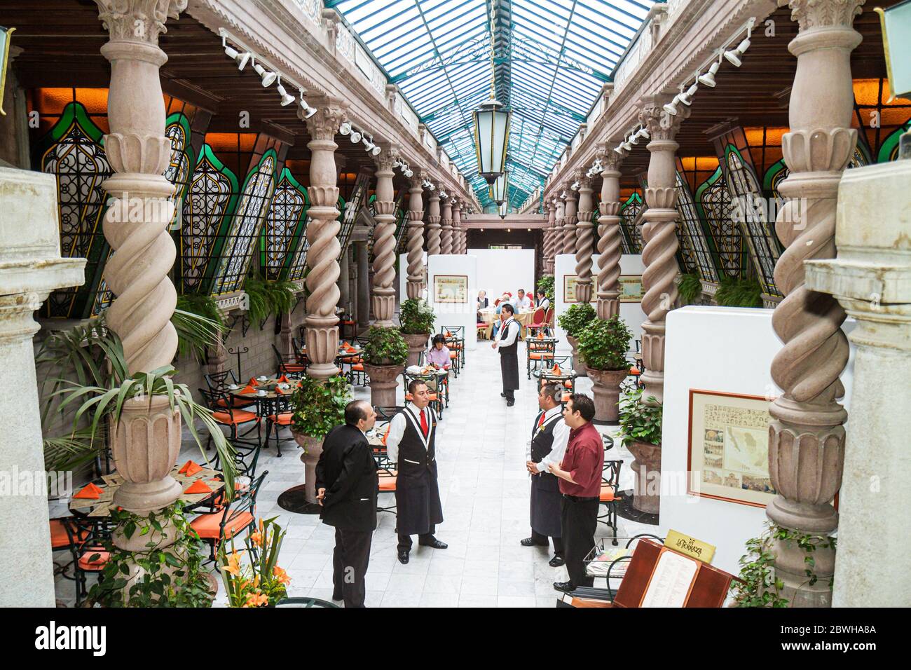 Zona rosa ciudad de mexico hi-res stock photography and images - Alamy