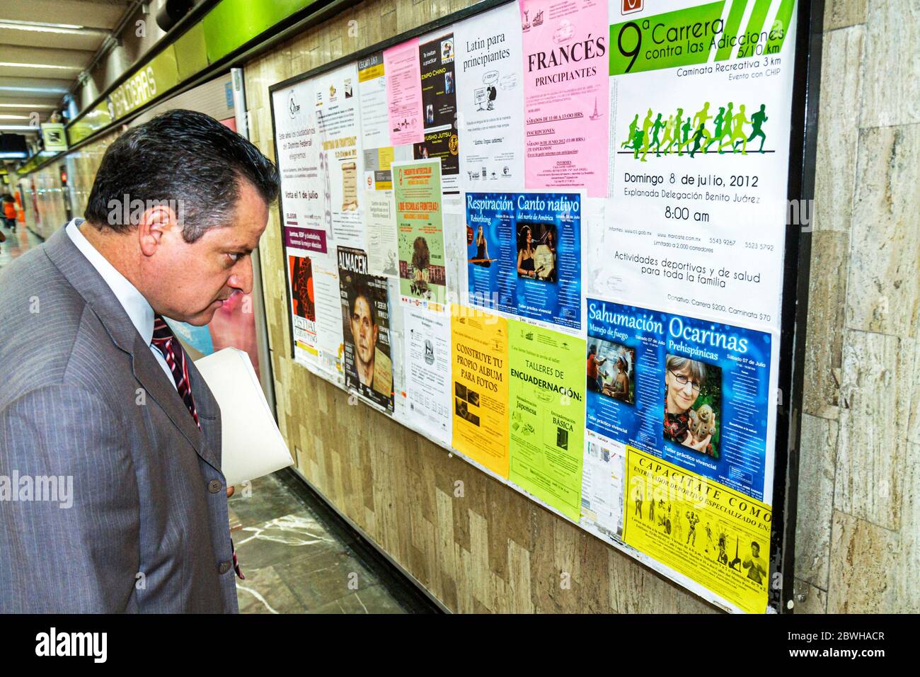 Insurgentes station hi-res stock photography and images - Alamy