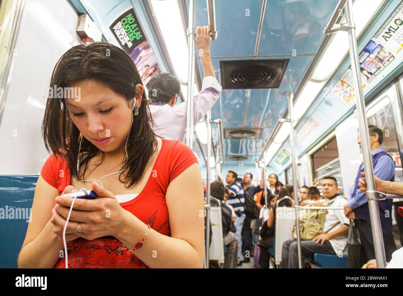 Mexico city metro subway hi-res stock photography and images - Alamy