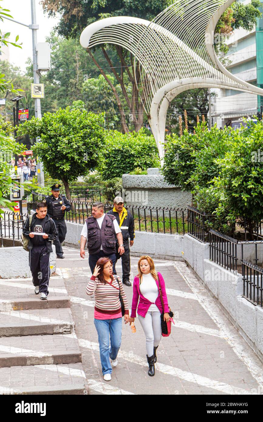 Zona rosa ciudad de mexico hi-res stock photography and images - Alamy