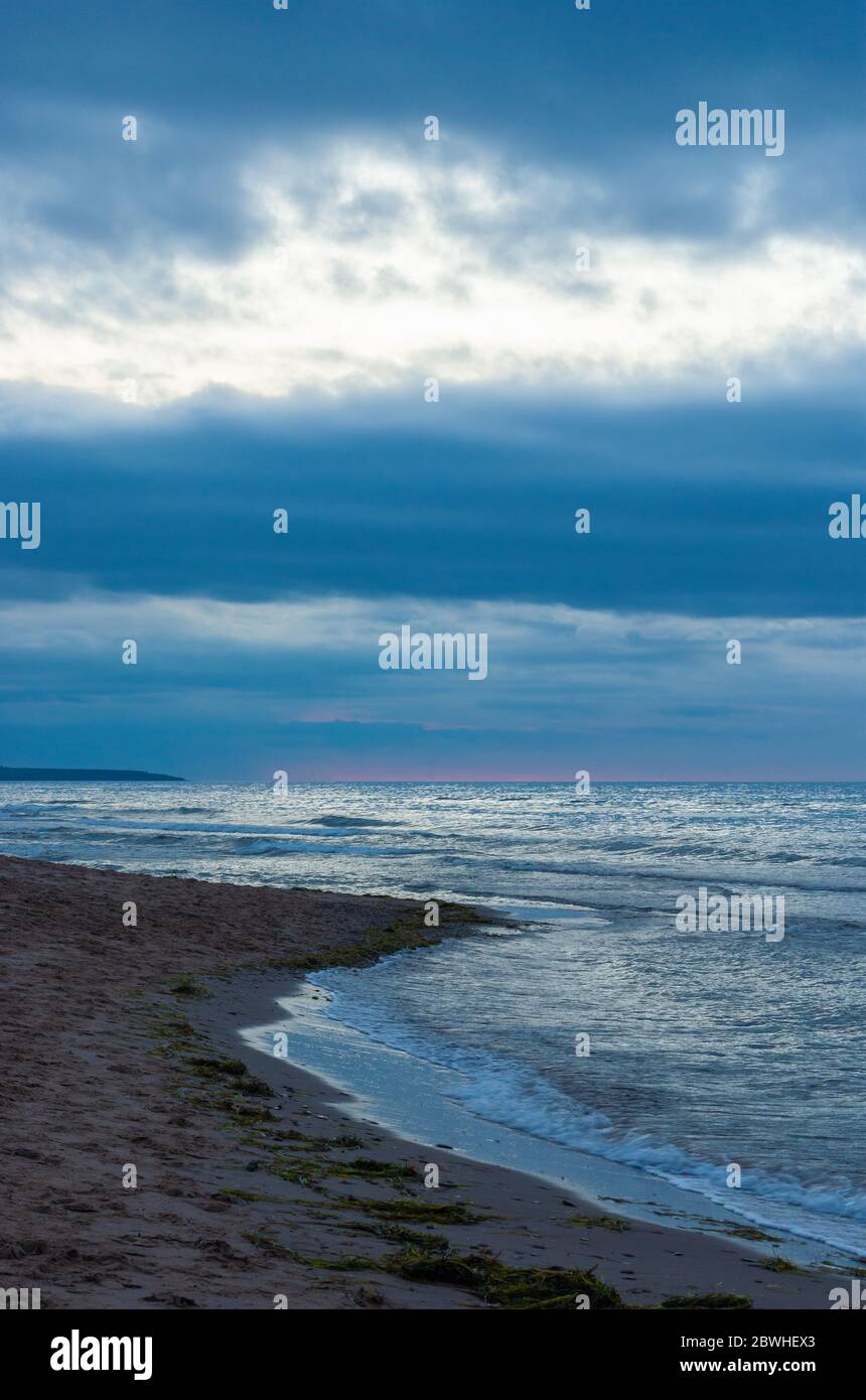 Dramatic sundown at Cavendish Beach, PEI National Park, Canada ...