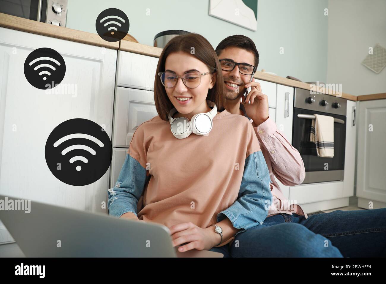 Person using wifi access point hi-res stock photography and images - Alamy