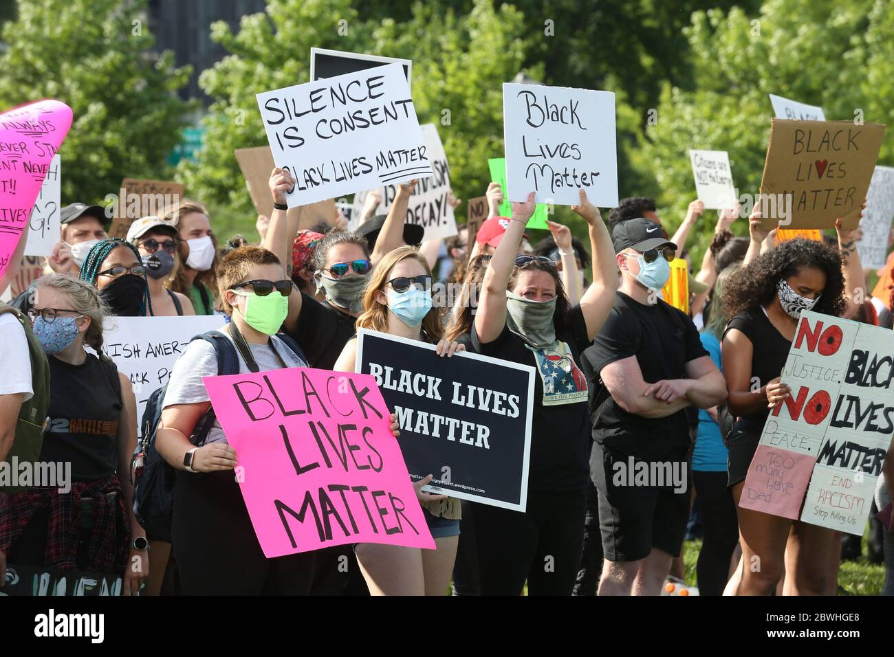 St. Louis, United States. 01st June, 2020. Protesters march to the ...