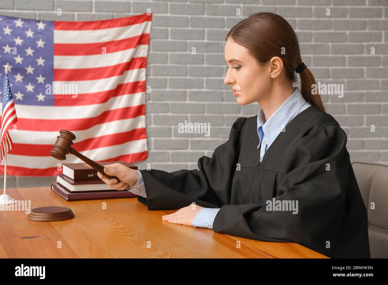 Female judge courtroom hi-res stock photography and images - Alamy