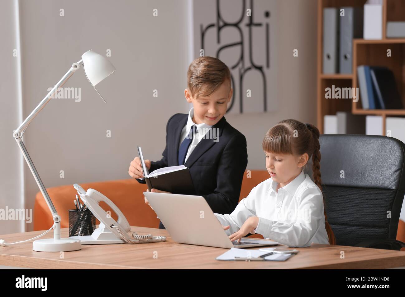 Secretaries hi-res stock photography and images - Alamy