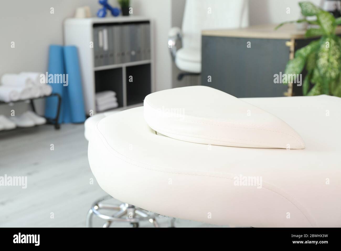 Physio therapy office hi-res stock photography and images - Alamy