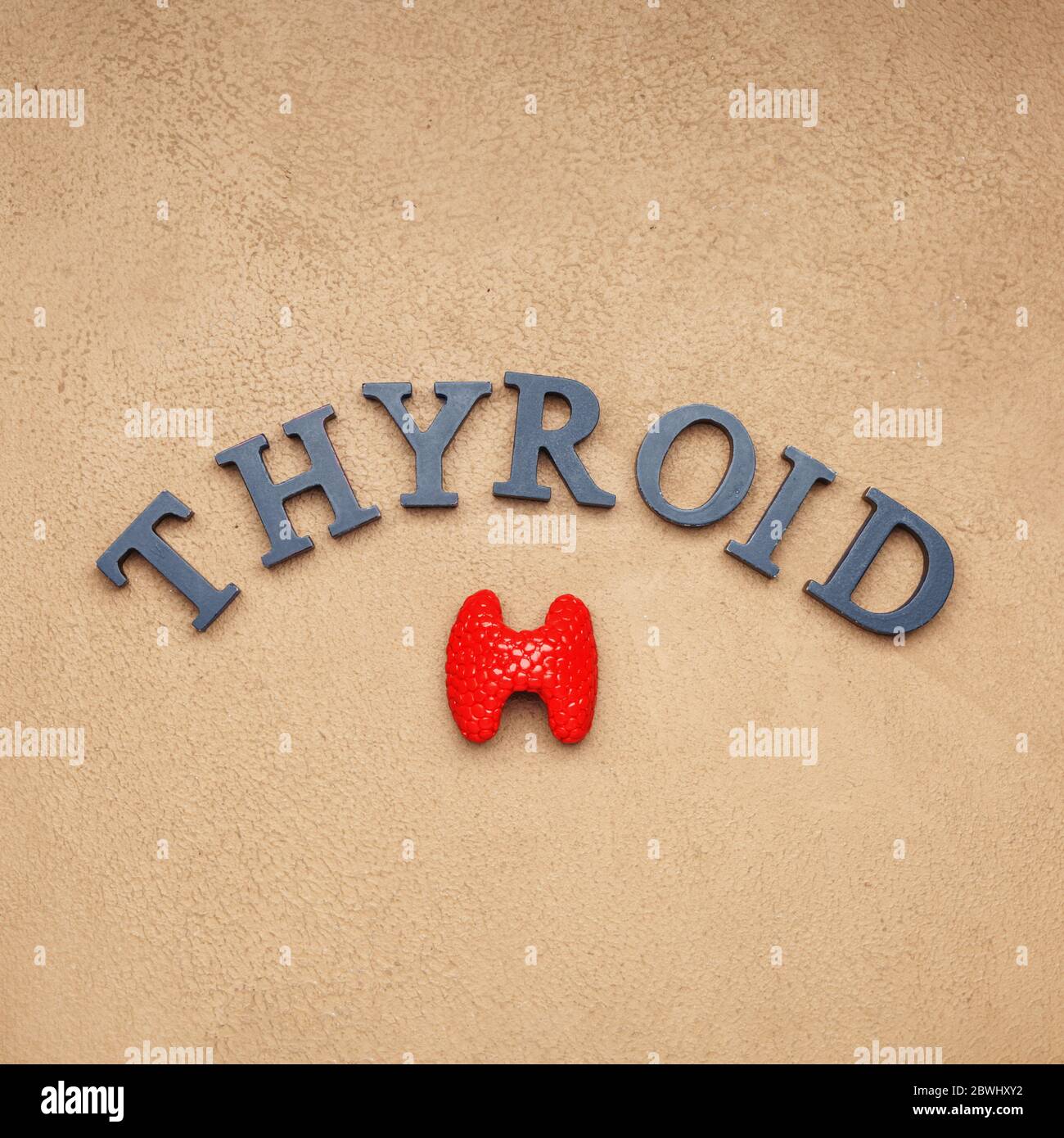Word THYROID on color background Stock Photo - Alamy