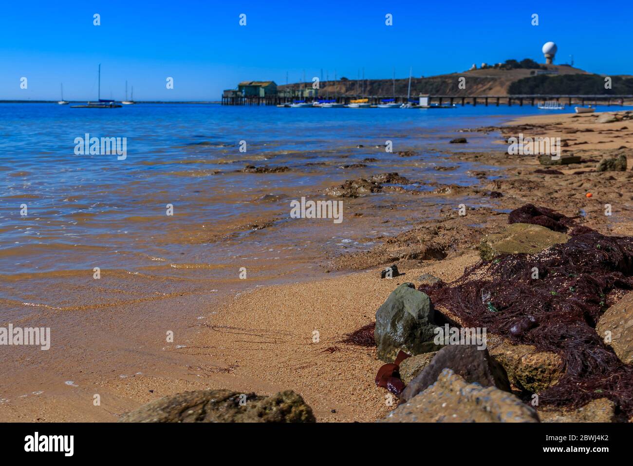 View onto the in Princeton Pillar Point Air Force tracking station ...
