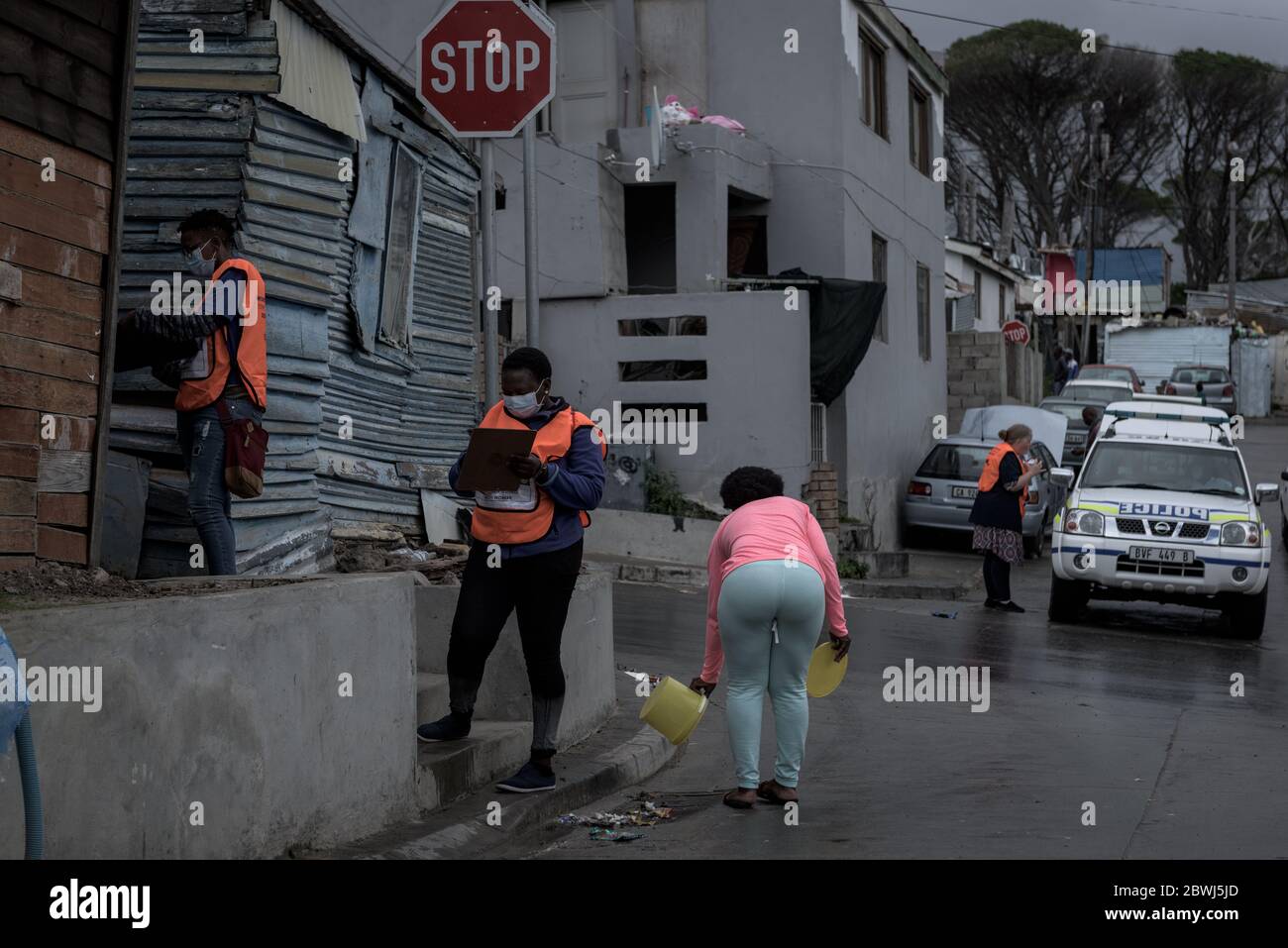Informal settlement south africa hi-res stock photography and images ...