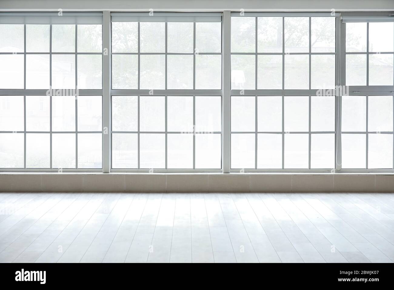 View of big empty room Stock Photo - Alamy