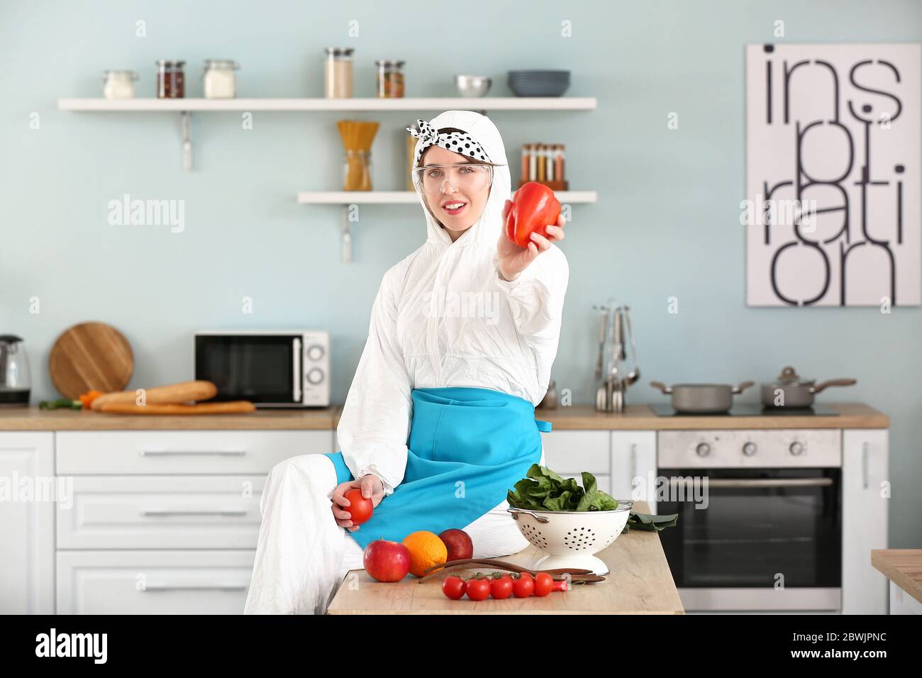Woman kitchen cooking crazy hi-res stock photography and images - Alamy