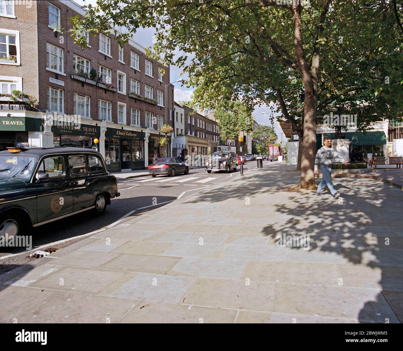 Street scene in Orange Square, Pimlico, London, south East England ...