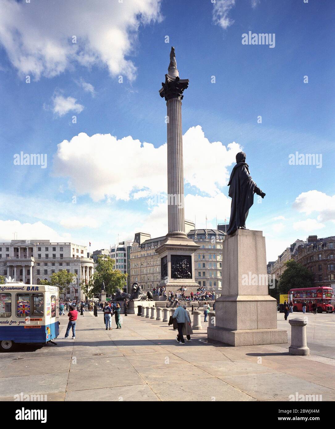1990s trafalgar square hi-res stock photography and images - Alamy