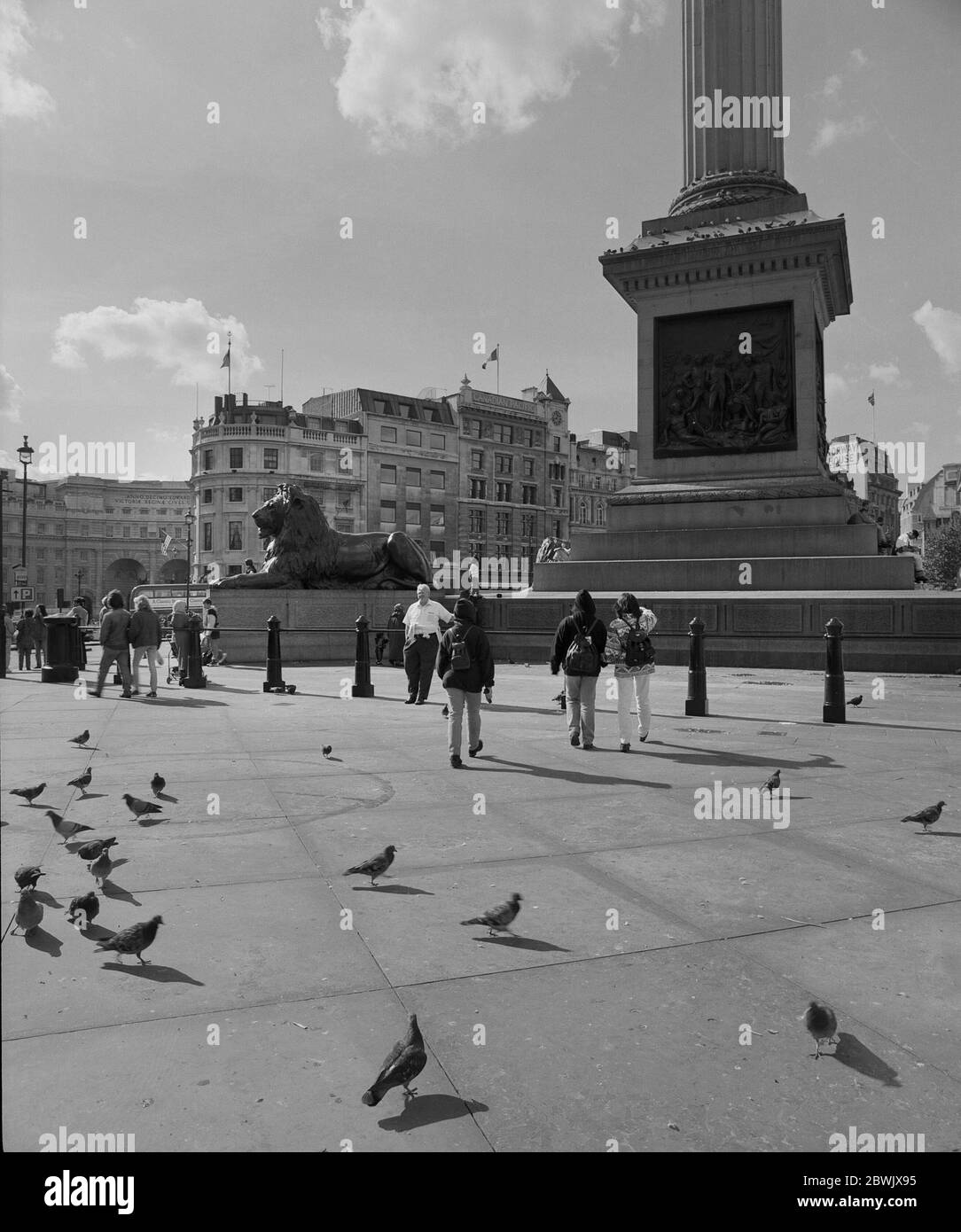 1990s trafalgar square Black and White Stock Photos & Images - Alamy