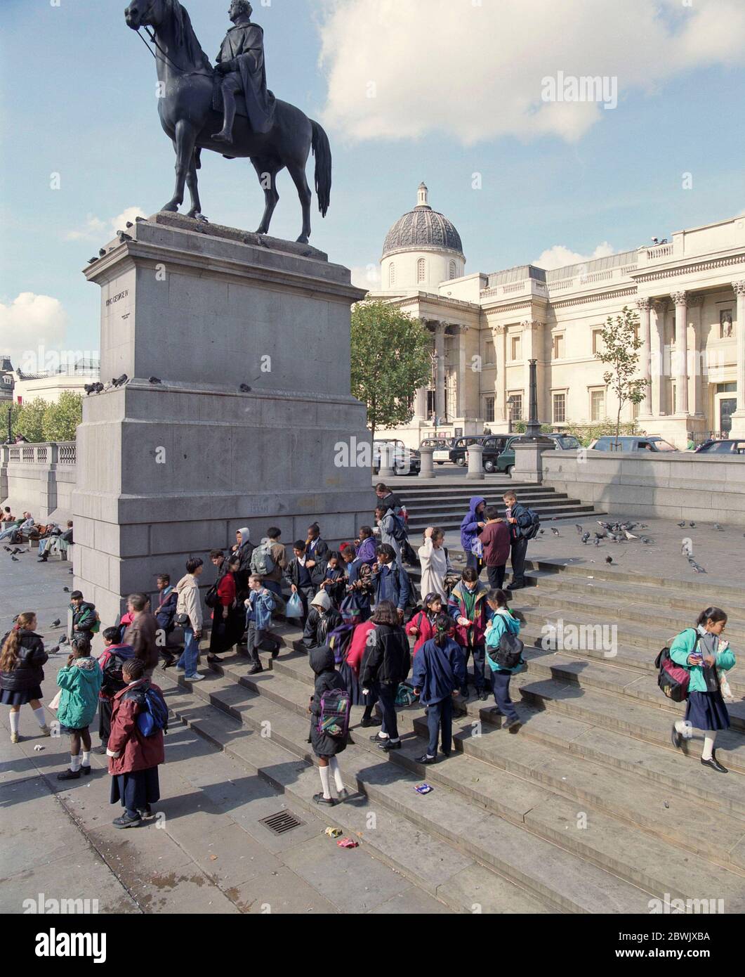 1990s trafalgar square hi-res stock photography and images - Alamy