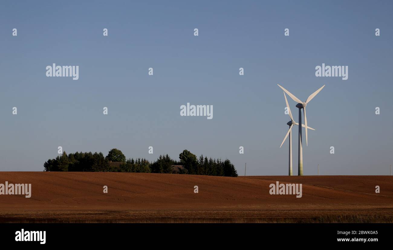 Windmill Wind Turbine Renewable Green Energy Source Stock Photo - Alamy