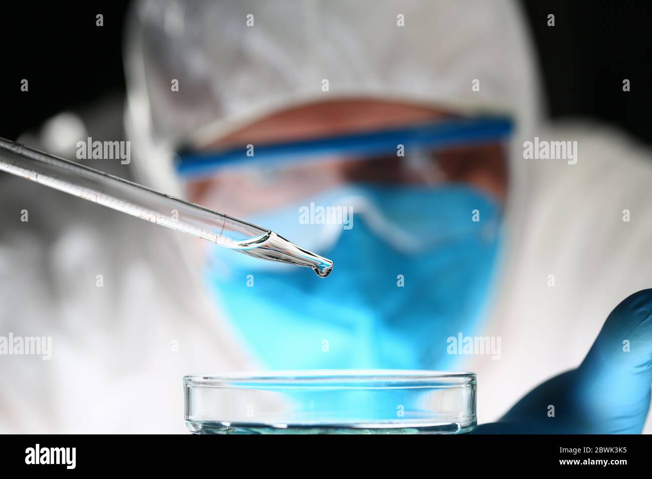 Man dropping glass hi-res stock photography and images - Alamy