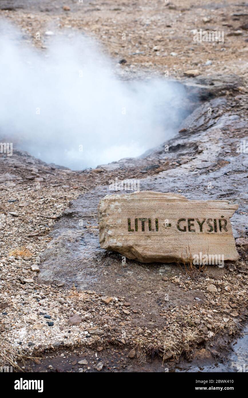 Egg smelling sulphur hi-res stock photography and images - Alamy