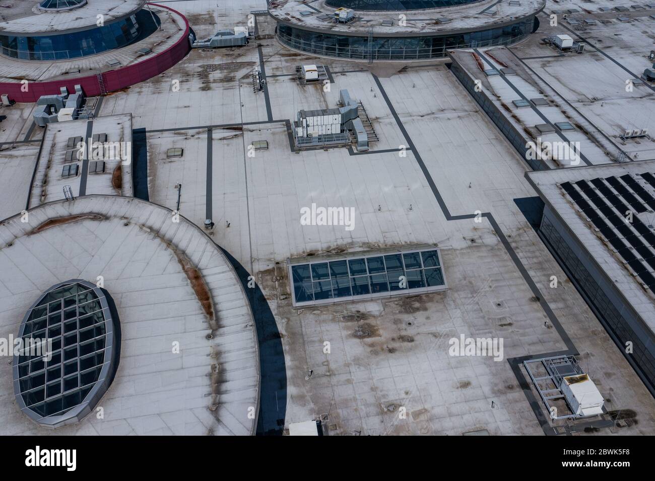 roof shopping center aerial view Stock Photo - Alamy