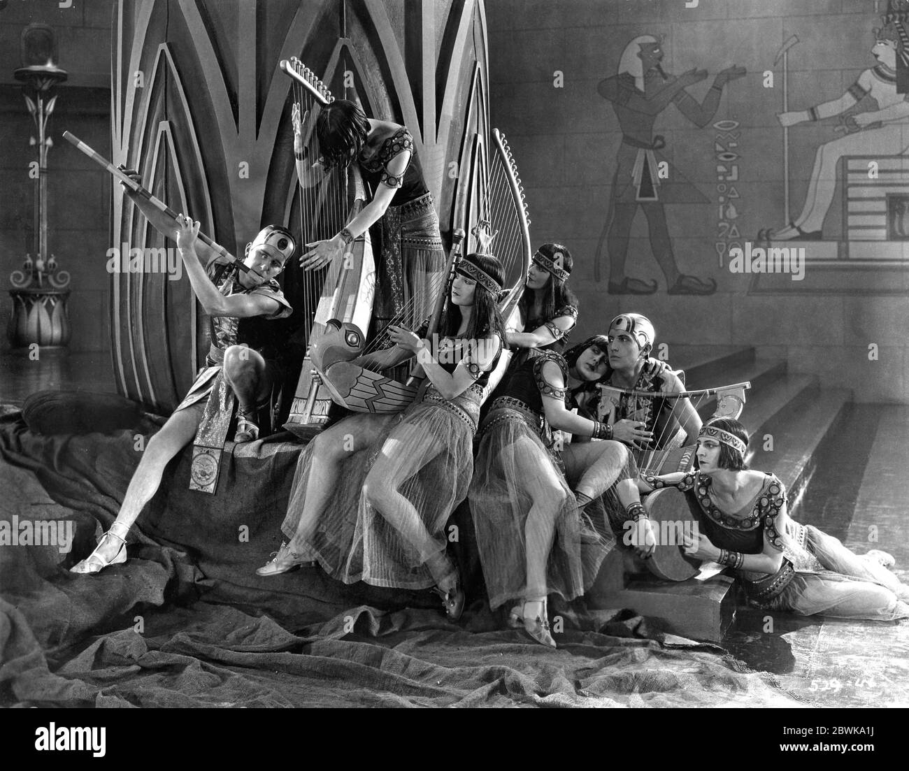 Cecil b demille the ten commandments Black and White Stock Photos ...